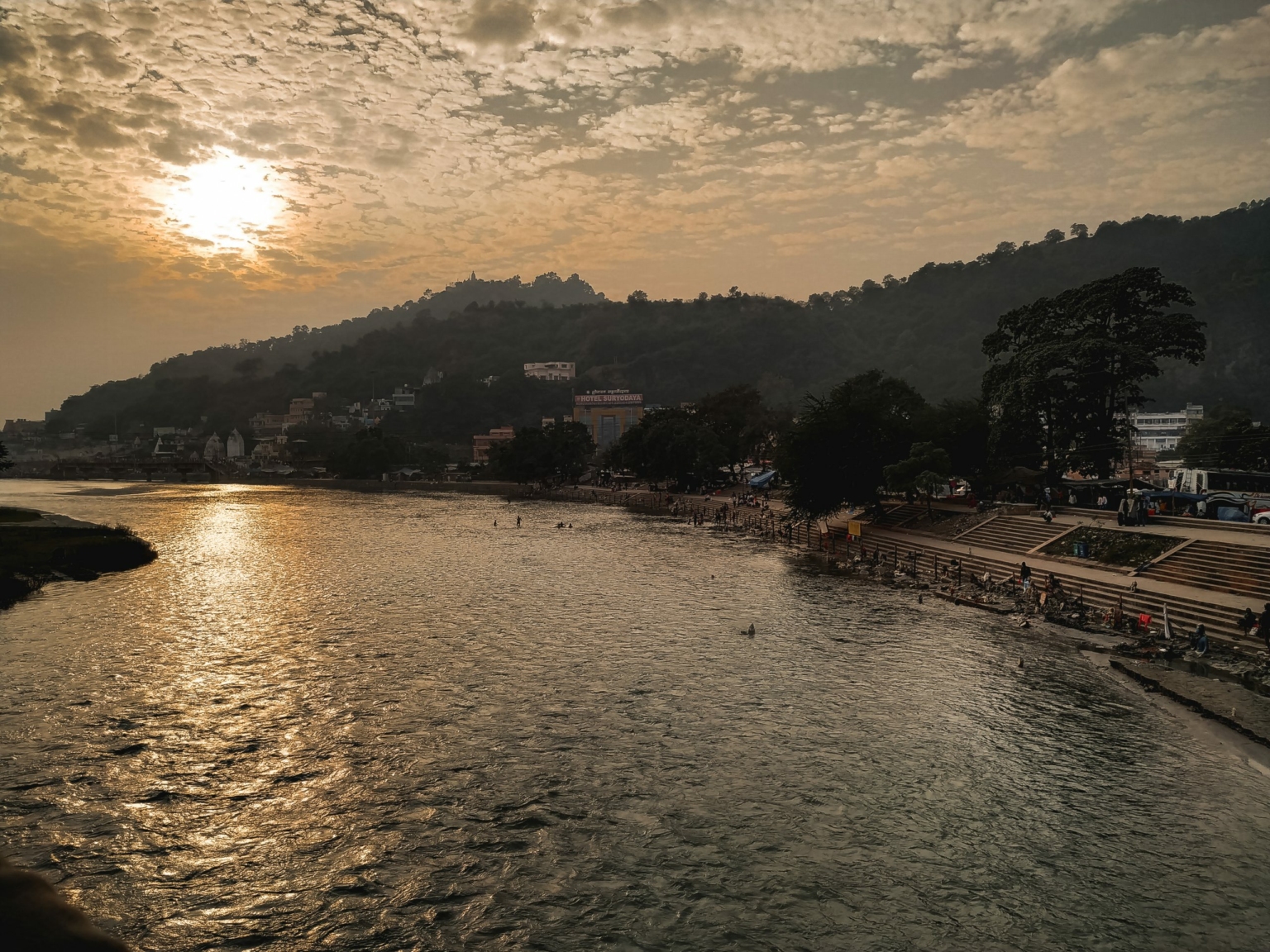 Char Dham Yatra Guide: Itinerary, Helicopter Packages, Stay - StayVista ...