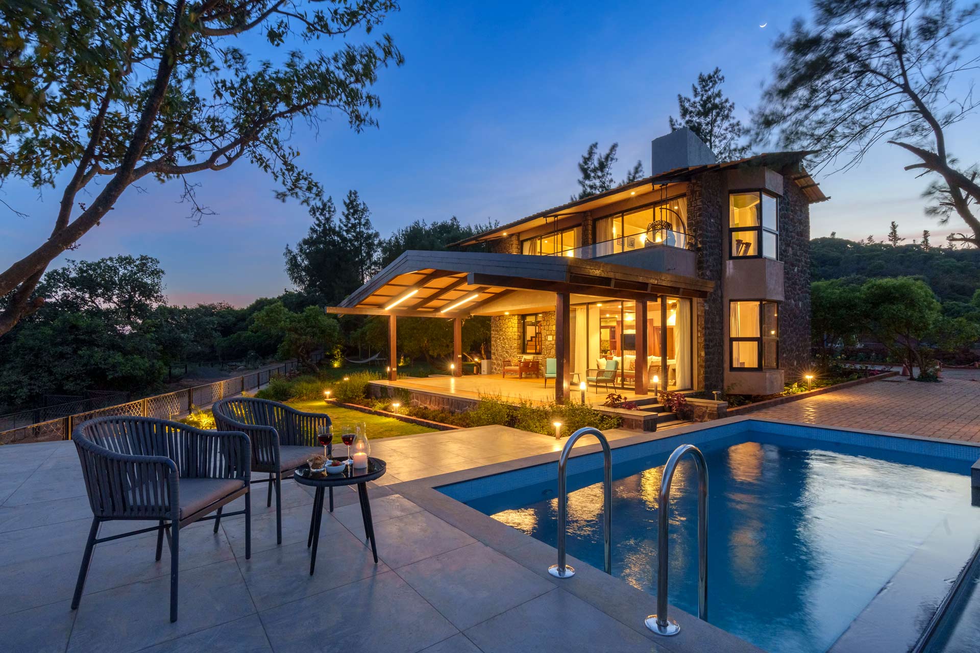 From Fields to Feasts: Your Guide to the Strawberry Season in Mahabaleshwar - StayVista Journal