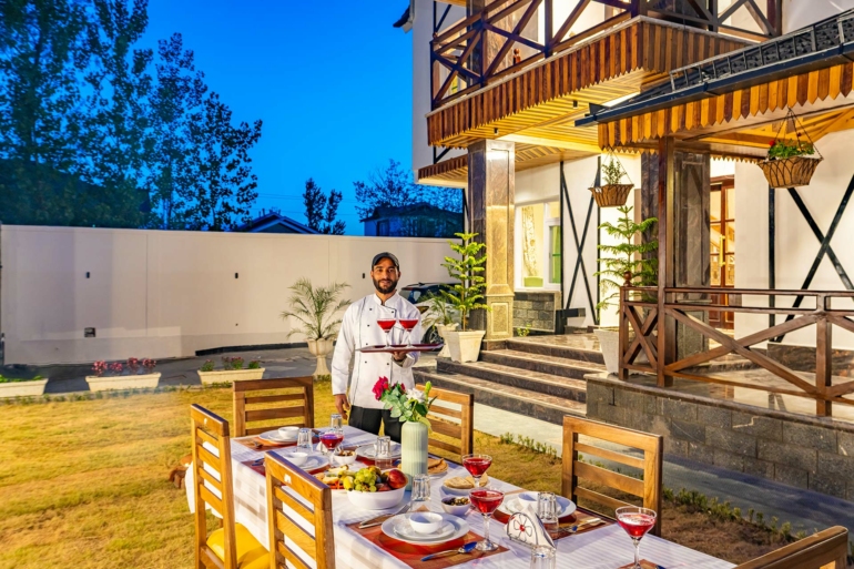 Srinagar Shopping Guide: Explore the souvenirs and markets in Srinagar ...